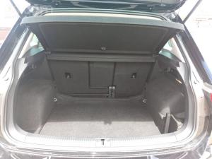 Melns Volkswagen Tiguan 2019 Daugavpils, ar dzinēja tilpumu 1.50 L un nobraukumu 0 tūkst. km par 16800 €, foto 10 vietnē AUTOMOTO.COM.LV