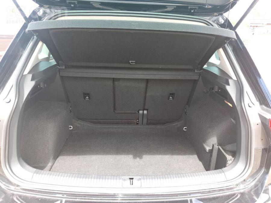 Melns Volkswagen Tiguan 2019 Daugavpils, ar dzinēja tilpumu 1.50 L un nobraukumu 0 tūkst. km par 16800 €, foto 10 vietnē AUTOMOTO.COM.LV