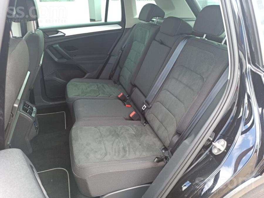 Melns Volkswagen Tiguan 2019 Daugavpils, ar dzinēja tilpumu 1.50 L un nobraukumu 0 tūkst. km par 16800 €, foto 14 vietnē AUTOMOTO.COM.LV