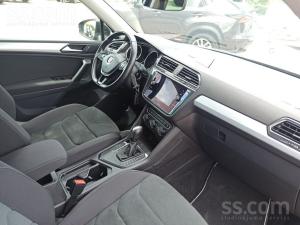 Melns Volkswagen Tiguan 2019 Daugavpils, ar dzinēja tilpumu 1.50 L un nobraukumu 0 tūkst. km par 16800 €, foto 18 vietnē AUTOMOTO.COM.LV