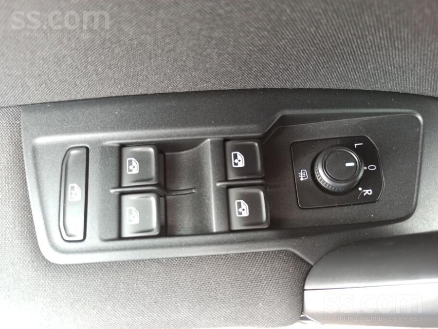 Melns Volkswagen Tiguan 2019 Daugavpils, ar dzinēja tilpumu 1.50 L un nobraukumu 0 tūkst. km par 16800 €, foto 22 vietnē AUTOMOTO.COM.LV