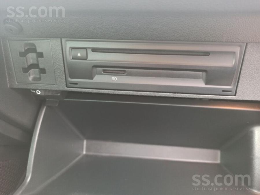 Melns Volkswagen Tiguan 2019 Daugavpils, ar dzinēja tilpumu 1.50 L un nobraukumu 0 tūkst. km par 16800 €, foto 24 vietnē AUTOMOTO.COM.LV