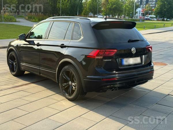 Melns Volkswagen Tiguan 2019 Rīga, ar dzinēja tilpumu 2.00 L un nobraukumu 127 tūkst. km par 23000 €, foto 6 vietnē AUTOMOTO.COM.LV
