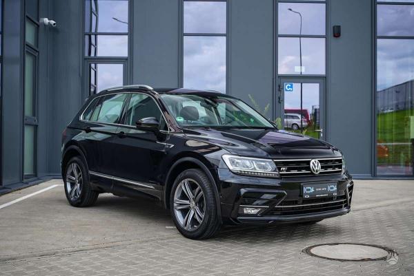 Melns Volkswagen Tiguan 2019 Kauņa, ar dzinēja tilpumu 1.97 L un nobraukumu 179 tūkst. km par 19250 €, foto 1 vietnē AUTOMOTO.COM.LV