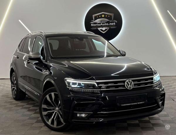 Black Volkswagen Tiguan 2019 in Marijampole, with an engine capacity of 1.97 L and mileage of 271 thousand km for 18750 €, photo 1 on AUTOMOTO.COM.LV
