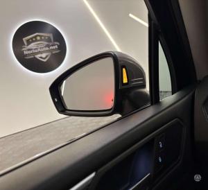 Black Volkswagen Tiguan 2019 in Marijampole, with an engine capacity of 1.97 L and mileage of 271 thousand km for 18750 €, photo 6 on AUTOMOTO.COM.LV