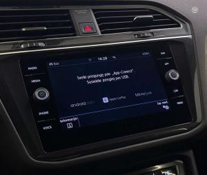 Black Volkswagen Tiguan 2019 in Marijampole, with an engine capacity of 1.97 L and mileage of 271 thousand km for 18750 €, photo 14 on AUTOMOTO.COM.LV
