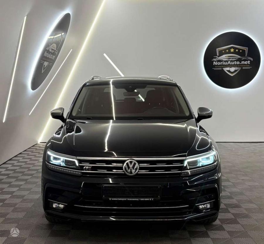 Black Volkswagen Tiguan 2019 in Marijampole, with an engine capacity of 1.97 L and mileage of 271 thousand km for 18750 €, photo 18 on AUTOMOTO.COM.LV
