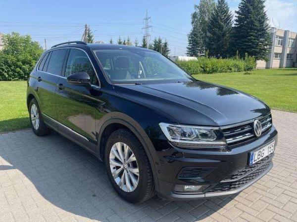 Black Volkswagen Tiguan 2019 in Kaunas, with an engine capacity of 1.97 L and mileage of 125 thousand km for 20555 €, photo 3 on AUTOMOTO.COM.LV