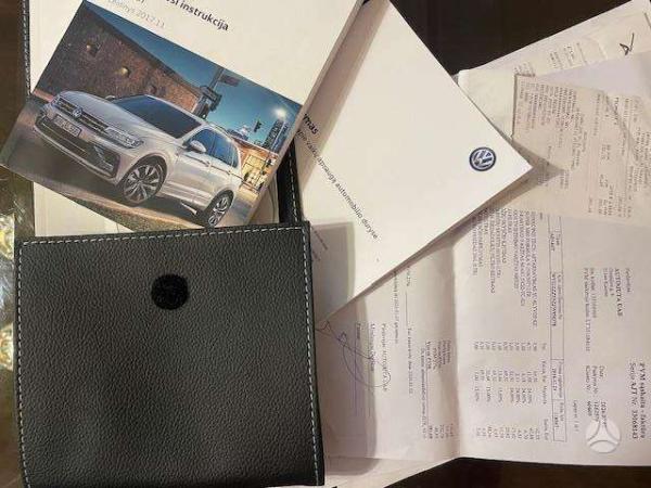 Black Volkswagen Tiguan 2019 in Kaunas, with an engine capacity of 1.97 L and mileage of 125 thousand km for 20555 €, photo 7 on AUTOMOTO.COM.LV