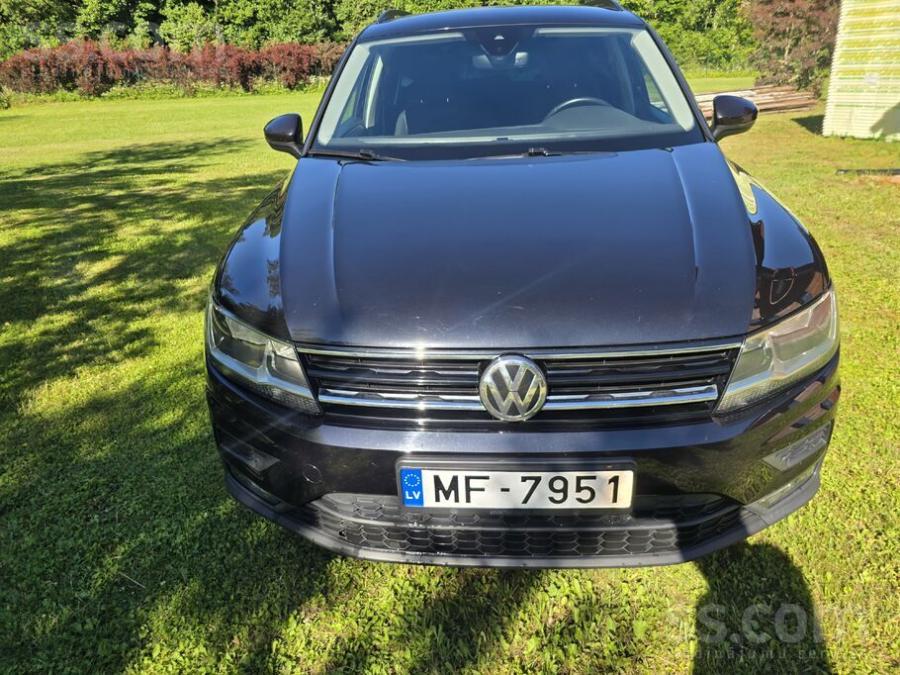 Melns Volkswagen Tiguan 2019 Rīga, ar dzinēja tilpumu 2.00 L un nobraukumu 134 tūkst. km par 15800 €, foto 4 vietnē AUTOMOTO.COM.LV