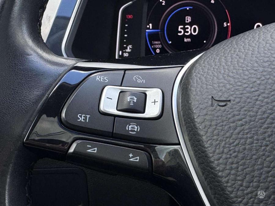 Melns Volkswagen Tiguan 2019 Viļņa, ar dzinēja tilpumu 2.00 L un nobraukumu 178 tūkst. km par 20950 €, foto 18 vietnē AUTOMOTO.COM.LV