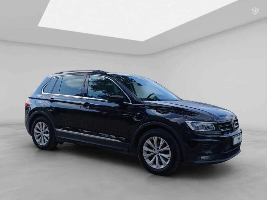 Melns Volkswagen Tiguan 2019 Viļņa, ar dzinēja tilpumu 2.00 L un nobraukumu 310 tūkst. km par 15890 €, foto 5 vietnē AUTOMOTO.COM.LV