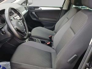Melns Volkswagen Tiguan 2019 Viļņa, ar dzinēja tilpumu 2.00 L un nobraukumu 310 tūkst. km par 15890 €, foto 8 vietnē AUTOMOTO.COM.LV