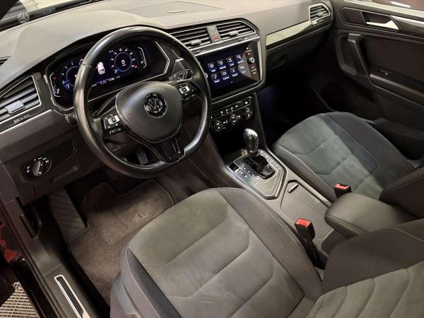 Volkswagen Tiguan 2019 Viļņa vietnē Melns Volkswagen Tiguan 2019 Viļņa, ar dzinēja tilpumu 1.50 L un nobraukumu 209 tūkst. km par 18790 €, foto 11 vietnē AUTOMOTO.COM.LV