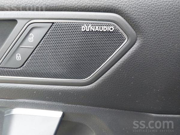 Black Volkswagen Tiguan 2019 in Dobele, with an engine capacity of 2.00 L and mileage of 255 thousand km for 17900 €, photo 9 on AUTOMOTO.COM.LV