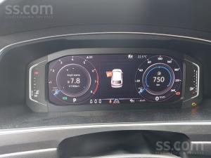 Black Volkswagen Tiguan 2019 in Dobele, with an engine capacity of 2.00 L and mileage of 255 thousand km for 17900 €, photo 10 on AUTOMOTO.COM.LV
