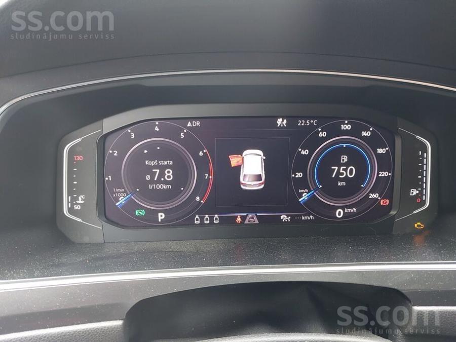 Black Volkswagen Tiguan 2019 in Dobele, with an engine capacity of 2.00 L and mileage of 255 thousand km for 17900 €, photo 10 on AUTOMOTO.COM.LV