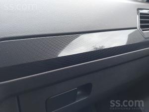 Black Volkswagen Tiguan 2019 in Dobele, with an engine capacity of 2.00 L and mileage of 255 thousand km for 17900 €, photo 16 on AUTOMOTO.COM.LV