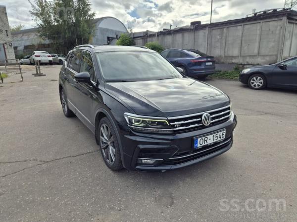 Melns Volkswagen Tiguan 2019 Rīga, ar dzinēja tilpumu 2.00 L un nobraukumu 253 tūkst. km par 18490 €, foto 3 vietnē AUTOMOTO.COM.LV
