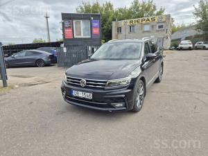 Black Volkswagen Tiguan 2019 in Riga, with an engine capacity of 2.00 L and mileage of 253 thousand km for 18490 €, photo 5 on AUTOMOTO.COM.LV