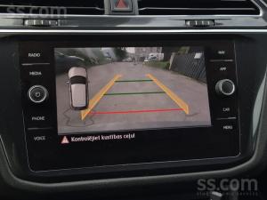 Black Volkswagen Tiguan 2019 in Riga, with an engine capacity of 2.00 L and mileage of 253 thousand km for 18490 €, photo 17 on AUTOMOTO.COM.LV