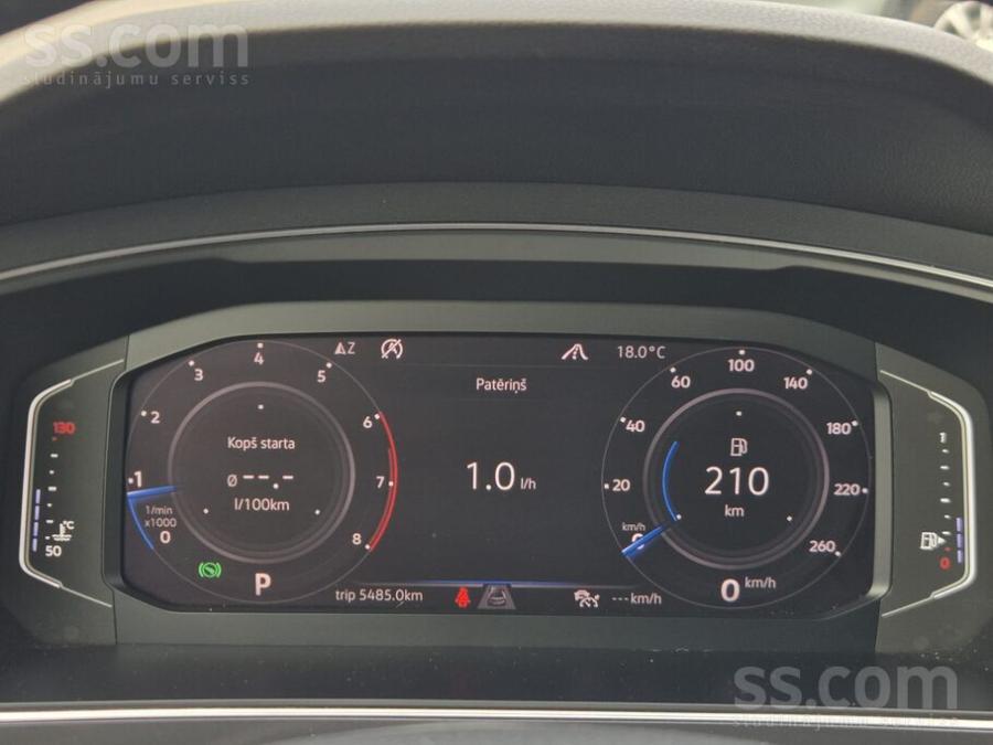 Black Volkswagen Tiguan 2019 in Riga, with an engine capacity of 2.00 L and mileage of 253 thousand km for 18490 €, photo 21 on AUTOMOTO.COM.LV