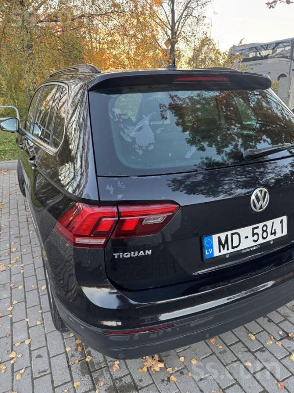 Black Volkswagen Tiguan 2019 in Dobele, with an engine capacity of 2.00 L and mileage of 162 thousand km for 16200 €, photo 8 on AUTOMOTO.COM.LV