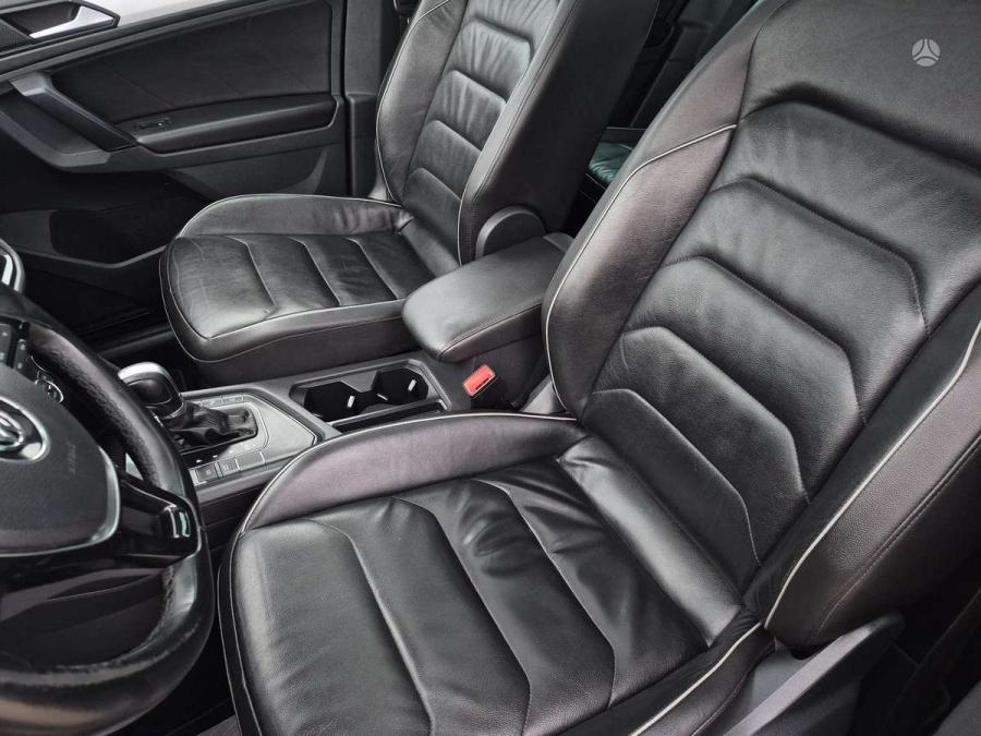 Melns Volkswagen Tiguan 2019 Kuršėnai, ar dzinēja tilpumu 1.97 L un nobraukumu 268 tūkst. km par 15900 €, foto 11 vietnē AUTOMOTO.COM.LV