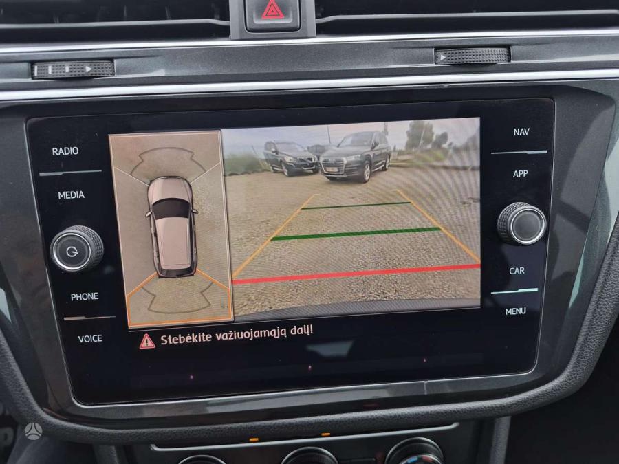 Melns Volkswagen Tiguan 2019 Kuršėnai, ar dzinēja tilpumu 1.97 L un nobraukumu 268 tūkst. km par 15900 €, foto 15 vietnē AUTOMOTO.COM.LV