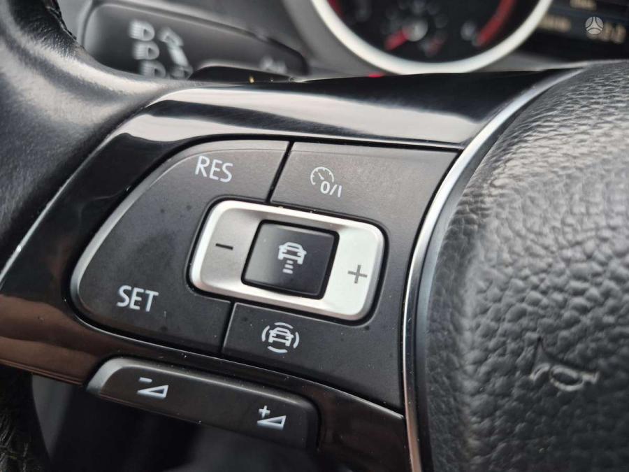 Melns Volkswagen Tiguan 2019 Kuršėnai, ar dzinēja tilpumu 1.97 L un nobraukumu 268 tūkst. km par 15900 €, foto 16 vietnē AUTOMOTO.COM.LV