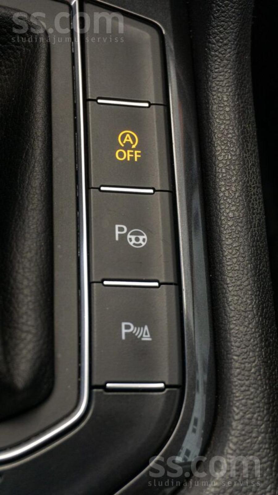 Black Volkswagen Tiguan 2019 in Riga, with an engine capacity of 2.00 L and mileage of 253 thousand km for 18490 €, photo 17 on AUTOMOTO.COM.LV