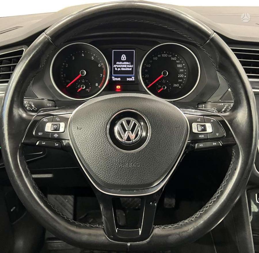 Melns Volkswagen Tiguan 2020 Kauņa, ar dzinēja tilpumu 1.50 L un nobraukumu 128 tūkst. km par 18500 €, foto 10 vietnē AUTOMOTO.COM.LV