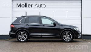 Black Volkswagen Tiguan 2020 in Riga, with an engine capacity of 1.50 L and mileage of 82 thousand km for 26600 €, photo 5 on AUTOMOTO.COM.LV