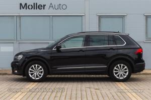 Melns Volkswagen Tiguan 2020 Ventspils, ar dzinēja tilpumu 2.00 L un nobraukumu 172 tūkst. km par 18958 €, foto 2 vietnē AUTOMOTO.COM.LV