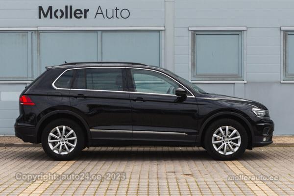 Black Volkswagen Tiguan 2020 in Ventspils, with an engine capacity of 2.00 L and mileage of 172 thousand km for 18958 €, photo 6 on AUTOMOTO.COM.LV