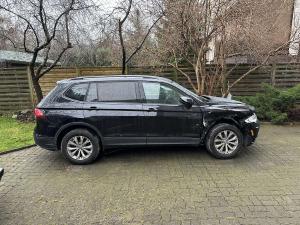 Black Volkswagen Tiguan 2020 in Klaipeda, with an engine capacity of 1.98 L and mileage of 61 thousand km for 12500 €, photo  on AUTOMOTO.COM.LV