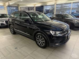 Black Volkswagen Tiguan 2020 in Kaunas, with an engine capacity of 1.50 L and mileage of 65 thousand km for 21688 €, photo  on AUTOMOTO.COM.LV