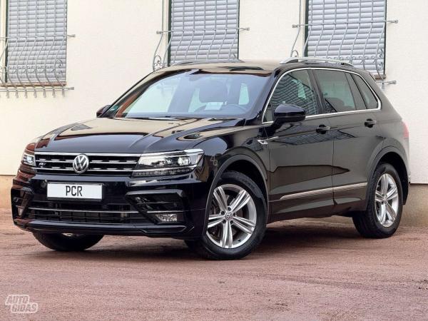 Black Volkswagen Tiguan 2020 in Kaunas, with an engine capacity of 2.00 L and mileage of 46 thousand km for 31669 €, photo 9 on AUTOMOTO.COM.LV