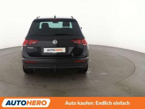 Melns Volkswagen Tiguan 2020 Kauņa, ar dzinēja tilpumu 1.50 L un nobraukumu 64 tūkst. km par 25603 €, foto 5 vietnē AUTOMOTO.COM.LV