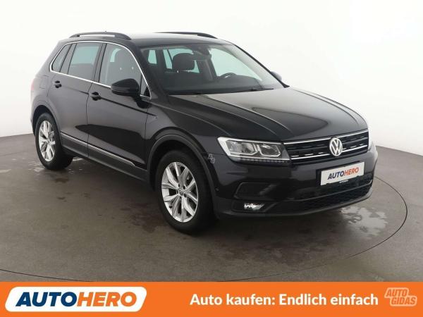 Black Volkswagen Tiguan 2020 in Kaunas, with an engine capacity of 1.50 L and mileage of 64 thousand km for 25603 €, photo 8 on AUTOMOTO.COM.LV