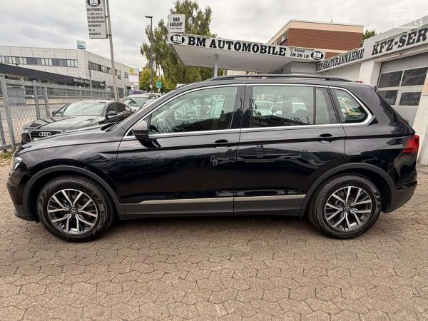 Melns Volkswagen Tiguan 2020 Kauņa, ar dzinēja tilpumu 2.00 L un nobraukumu 91 tūkst. km par 23428 €, foto 4 vietnē AUTOMOTO.COM.LV