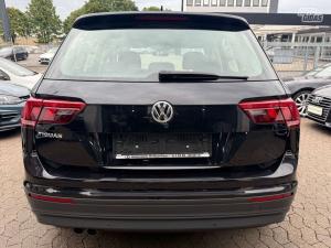 Melns Volkswagen Tiguan 2020 Kauņa, ar dzinēja tilpumu 2.00 L un nobraukumu 91 tūkst. km par 23428 €, foto 5 vietnē AUTOMOTO.COM.LV