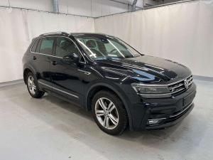 Black Volkswagen Tiguan 2020 in Kretinga, with an engine capacity of 1.98 L and mileage of 108 thousand km for 22900 €, photo  on AUTOMOTO.COM.LV