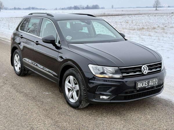 Black Volkswagen Tiguan 2020 in Vilkaviskis, with an engine capacity of 1.97 L and mileage of 265 thousand km for 16800 €, photo 2 on AUTOMOTO.COM.LV