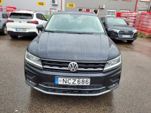 Melns Volkswagen Tiguan 2020 Viļņa, ar dzinēja tilpumu 2.00 L un nobraukumu 206 tūkst. km par 19990 €, foto  vietnē AUTOMOTO.COM.LV