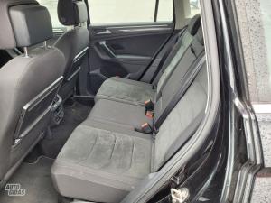 Melns Volkswagen Tiguan 2020 Viļņa, ar dzinēja tilpumu 2.00 L un nobraukumu 206 tūkst. km par 19990 €, foto 8 vietnē AUTOMOTO.COM.LV