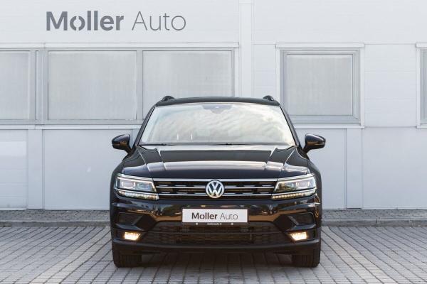 Black Volkswagen Tiguan 2020 in Ventspils, with an engine capacity of 2.00 L and mileage of 171 thousand km for 19000 €, photo 8 on AUTOMOTO.COM.LV