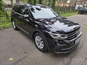 Melns Volkswagen Tiguan 2020 Rīga, ar dzinēja tilpumu 1.50 L un nobraukumu 58 tūkst. km par 21700 €, foto 3 vietnē AUTOMOTO.COM.LV