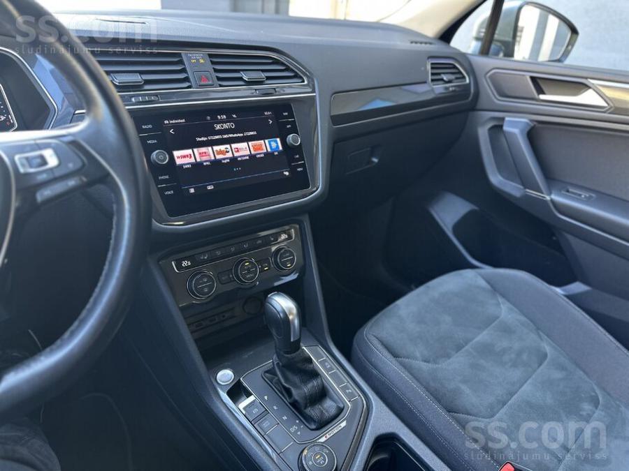 Black Volkswagen Tiguan 2020 in Riga, with an engine capacity of 2.00 L and mileage of 169 thousand km for 19500 €, photo 11 on AUTOMOTO.COM.LV